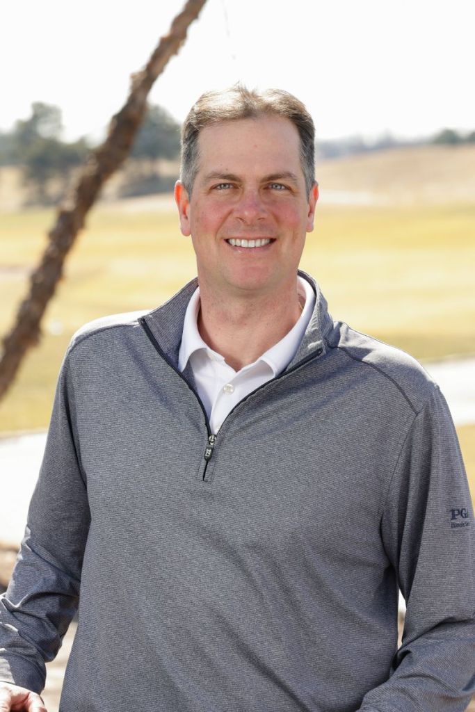 MEET THE MANAGEMENT TEAM - The Glen Club